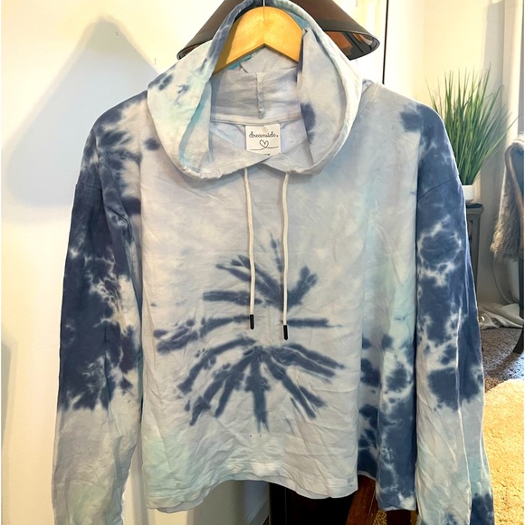 dreamsicle | Tops | Shades Of Blue Tiedye Yoga Hoodie | Poshmark